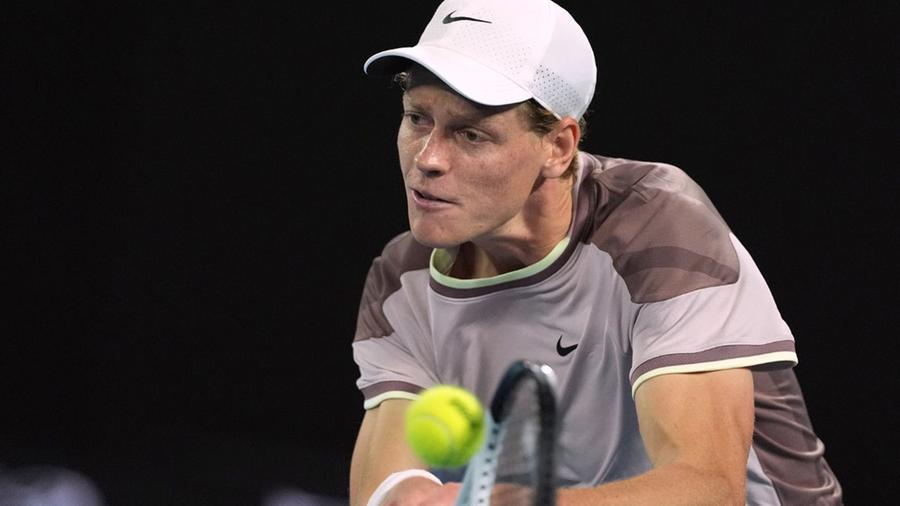 Sinner batte Rublev agli Australian Open: ora sfida con Djokovic - Il Tirreno